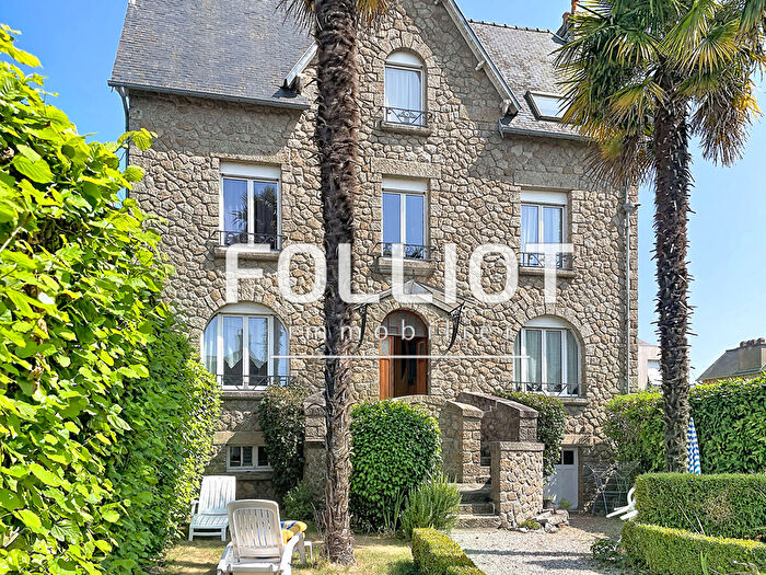 Fougères, Paron, Orières, Ecartelée, Bonabry : Maison 7 pièces à vendre