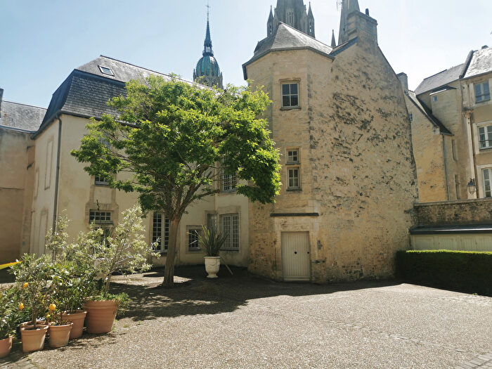 Bayeux, Centre-ville, Saint-Jean - Appartement 2 pièces à vendre