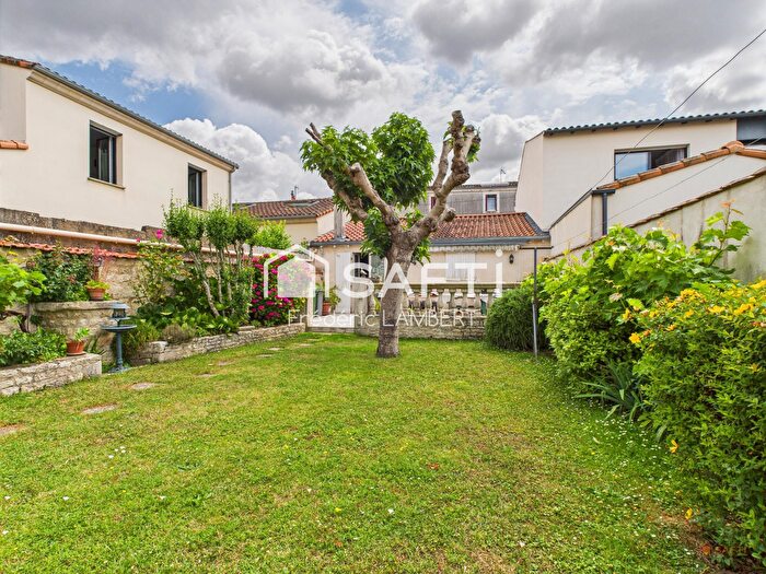 Maison à vendre - Niort, Centre-ville - 5 pièces - 4 chambres