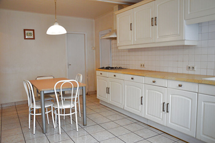 Maison à vendre - Beaulieu-sous-la-Roche - 5 pièces - 4 chambres