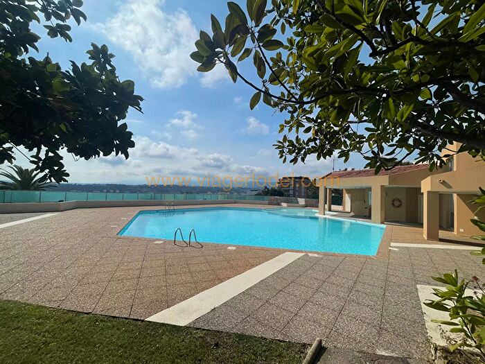 Nice, Corniche Fleurie : Appartement 3 pièces à vendre