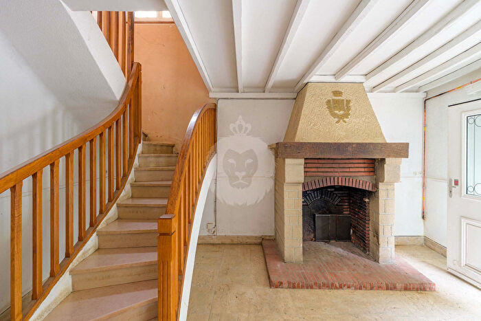 Maison à vendre - Champigny-sur-Marne, Centre-ville, Coteaux - 6 pièces - 4 chambres