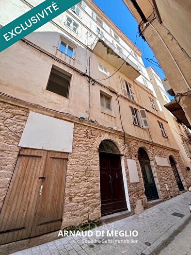 Bonifacio : Appartement 4 pièces à vendre
