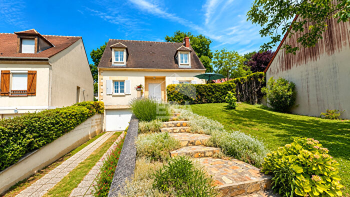 Maison 7 pièces à vendre - Chaumontel