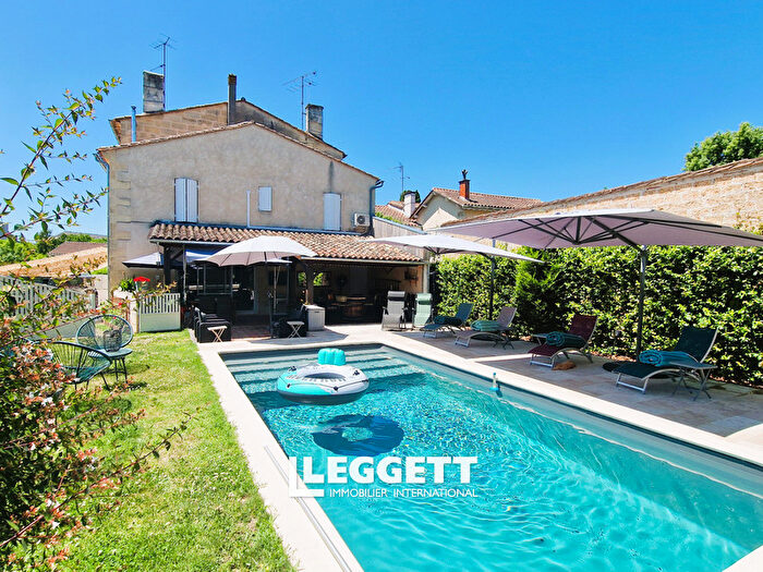 Maison à vendre - Saint-Seurin-sur-lIsle - 12 pièces - 6 chambres