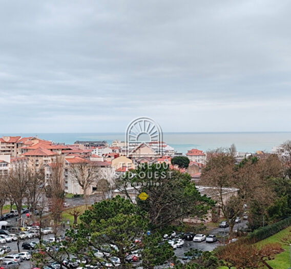Appartement 3 pièces à Biarritz, Centre-ville Est, à vendre