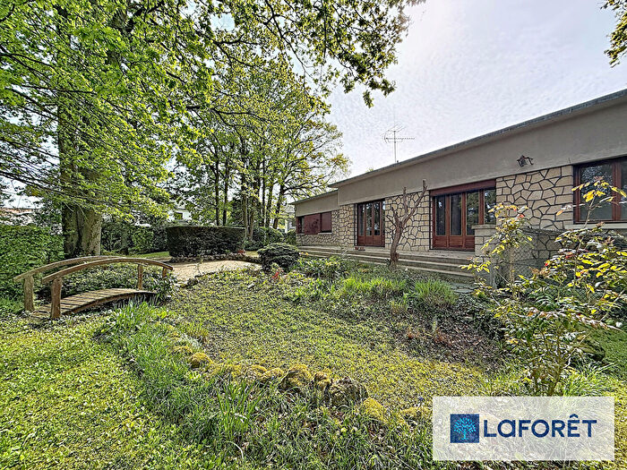 Maison 7 pièces à vendre - Le Plessis-Trévise, Saint-Antoine