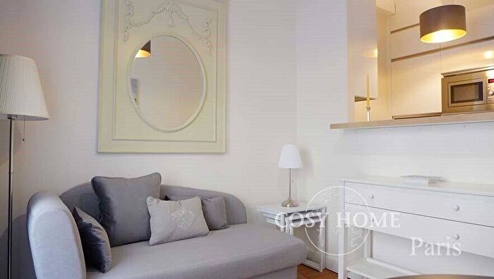 Clichy-Trinité, Paris 9ème arrondissement - Appartement 2 pièces à louer