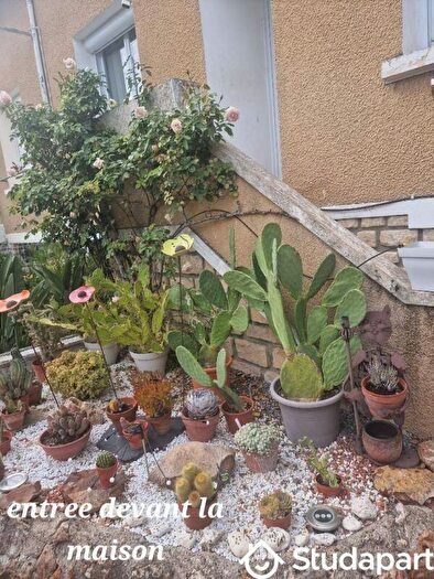 Appartement à louer - Antoigne, Châtellerault - 1 pièce - 1 chambre