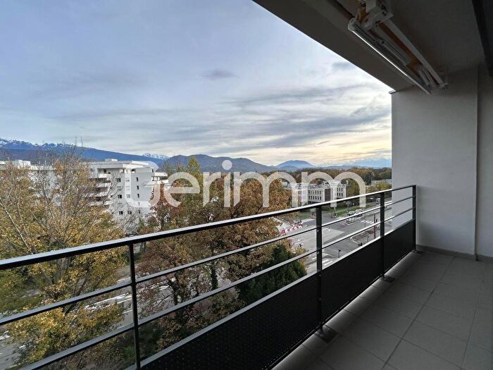 Appartement à louer - Ayguinards, Meylan - 4 pièces - 3 chambres