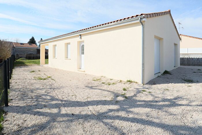 Maison à vendre - Saint-Pierre-dExideuil - 5 pièces - 3 chambres