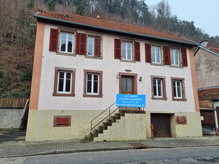Maison à vendre - Lutzelbourg - 6 pièces - 3 chambres
