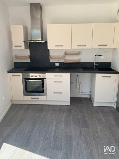 Appartement à louer - Châtenay-Malabry, Butte Rouge - 3 pièces - 2 chambres