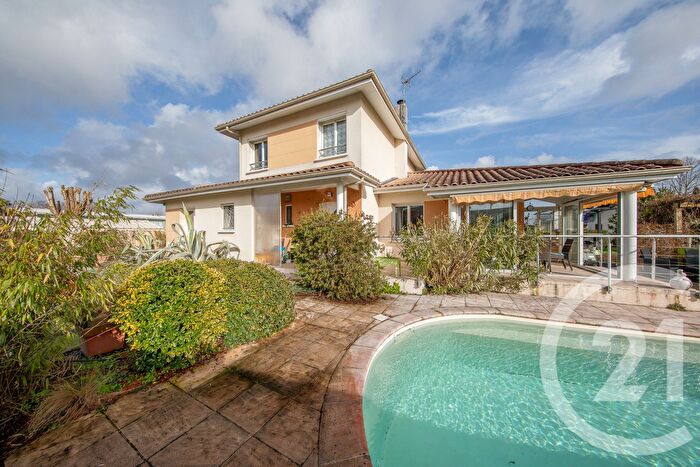 Maison à vendre - Parempuyre - 6 pièces - 4 chambres