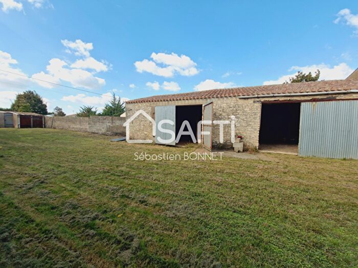 Maisons à vendre et appartements à louer - 1