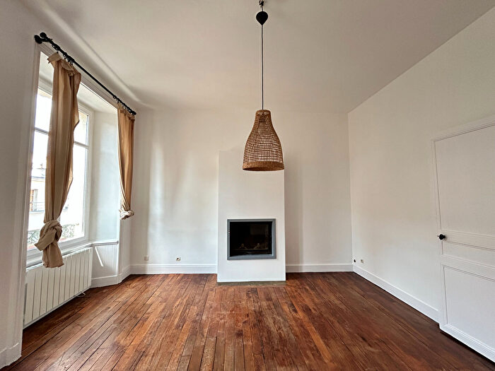 Appartement à louer - Quartiers Centre, Centre-ville - 3 pièces - 1 chambre