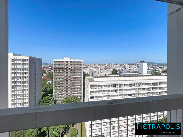 Villeurbanne, Perrallière : Appartement 3 pièces à vendre