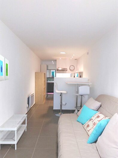 Appartement à louer - Val Saint-André, Arc, La Torse, Aix-en-Provence - 1 pièce