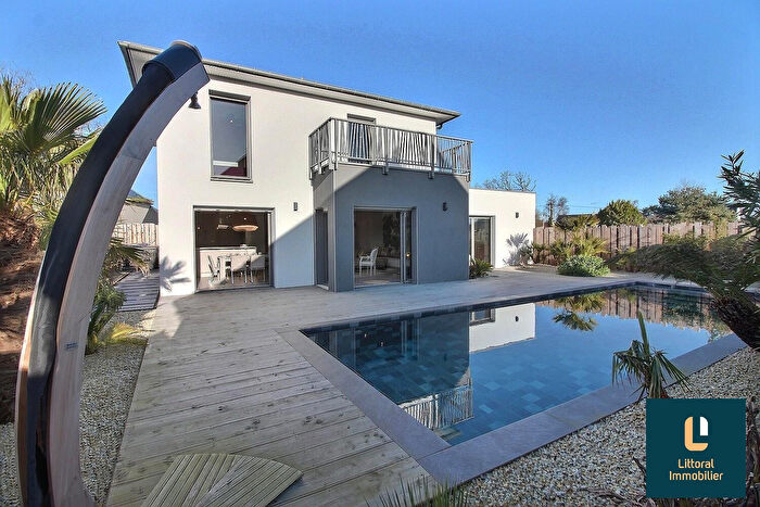 Maison à vendre - Étables-sur-Mer - 6 pièces - 4 chambres