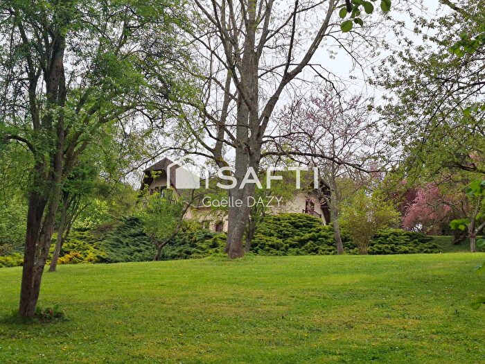 Maison à vendre - Saint-Marcel - 6 pièces - 5 chambres