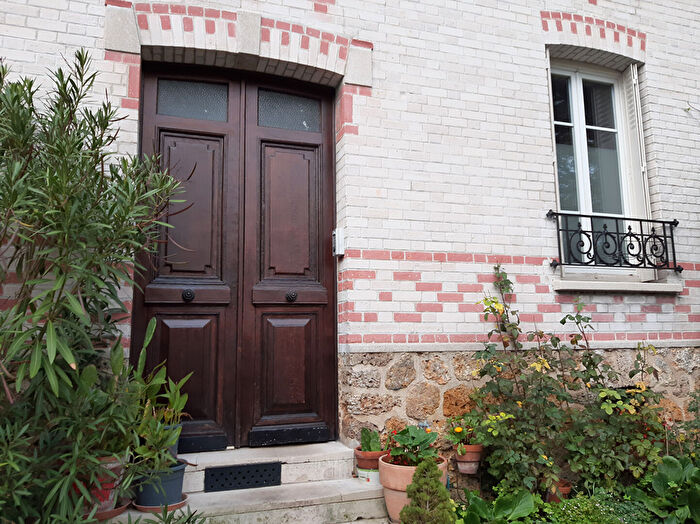 Appartement à vendre - Garches, Porte Jaune, Petit Garches - 2 pièces - 1 chambre