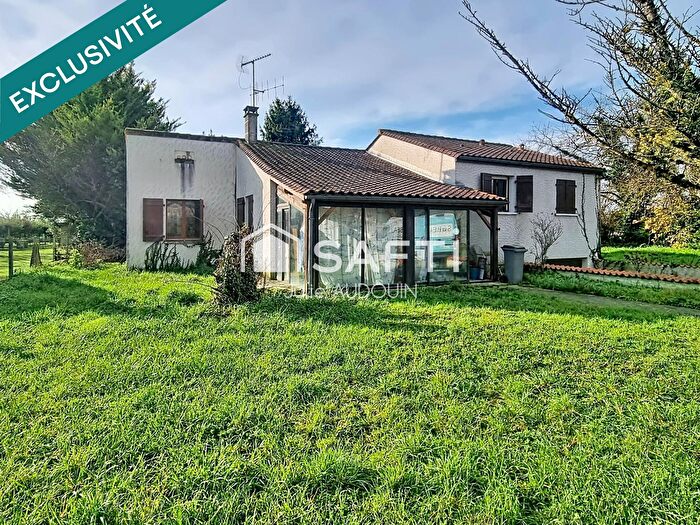 Maison à vendre - Courbillac - 6 pièces - 3 chambres