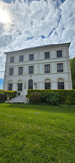 Maison à vendre - Saint-Gatien-des-Bois - 11 pièces - 8 chambres