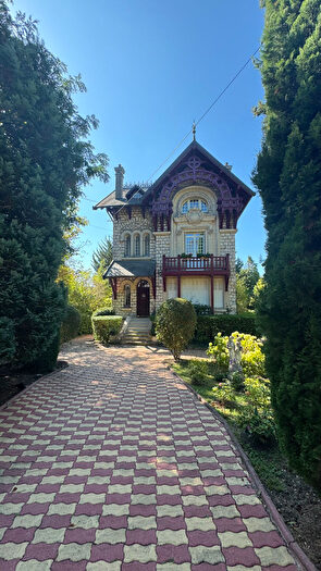 Maison à vendre - Montmorency, Centre Montmorency - 6 pièces - 4 chambres