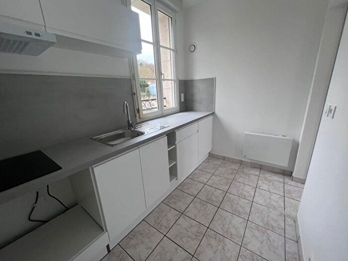 Appartement 2 pièces à Janville, à louer