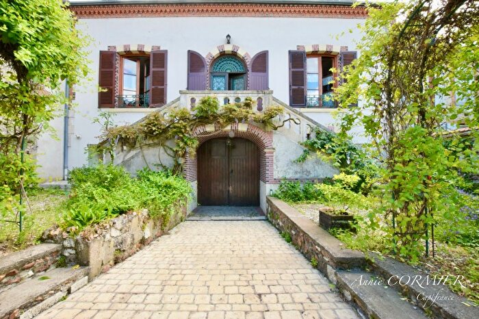 Maison à vendre - Sully-sur-Loire - 8 pièces - 4 chambres