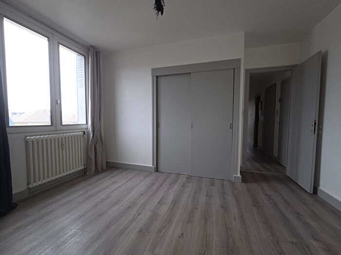 Appartement à vendre - Aix-les-Bains, Ouest - 3 pièces - 2 chambres