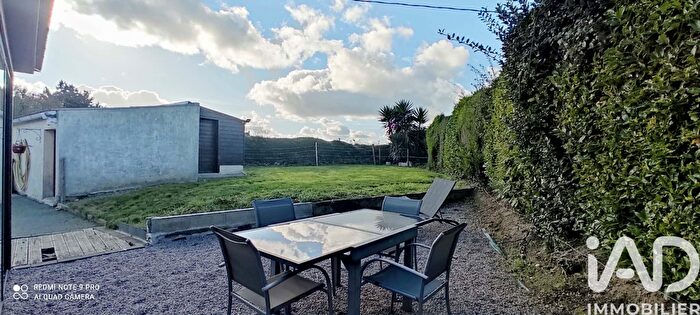 Maison à vendre - Trédarzec - 5 pièces - 3 chambres