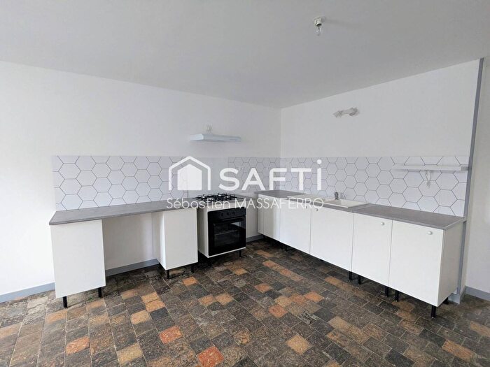 Appartement à louer - Neuvy-Deux-Clochers - 2 pièces - 1 chambre