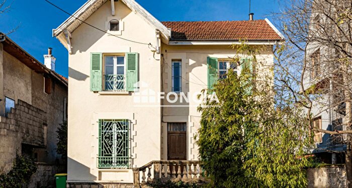Maison à vendre - Grenoble, Eaux-Claires, Mistral - 4 pièces - 3 chambres