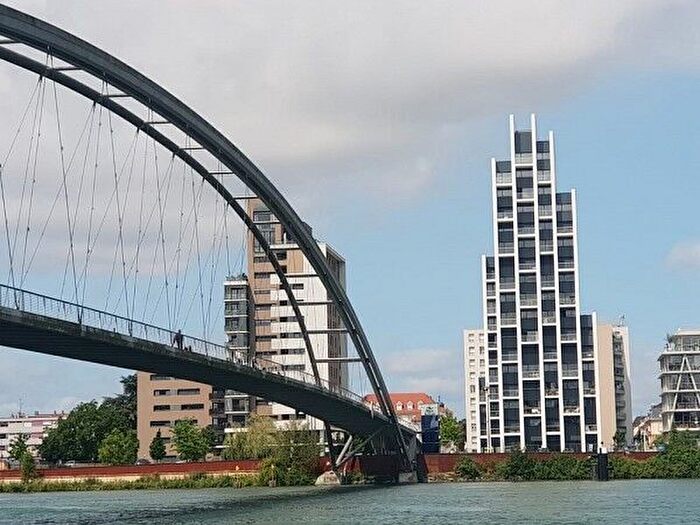 Appartement à louer - Huningue - 3 pièces - 2 chambres