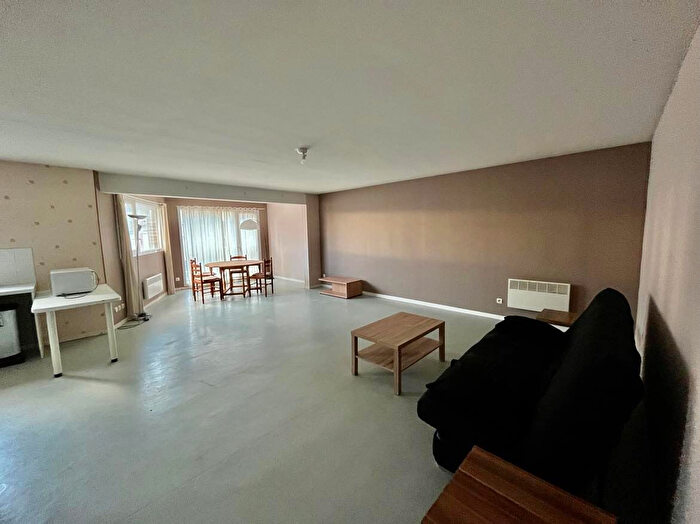 Calais, Crèvecoeur : Appartement 3 pièces à louer