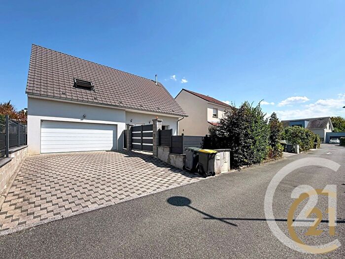 Courcelles-lès-Montbéliard : Maison 5 pièces à vendre