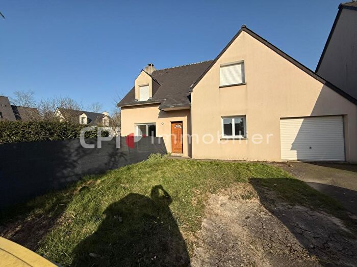 Chavagne : Maison 5 pièces à louer