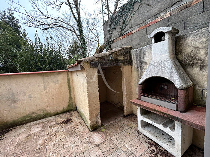 Maison à vendre - Preixan - 5 pièces - 3 chambres