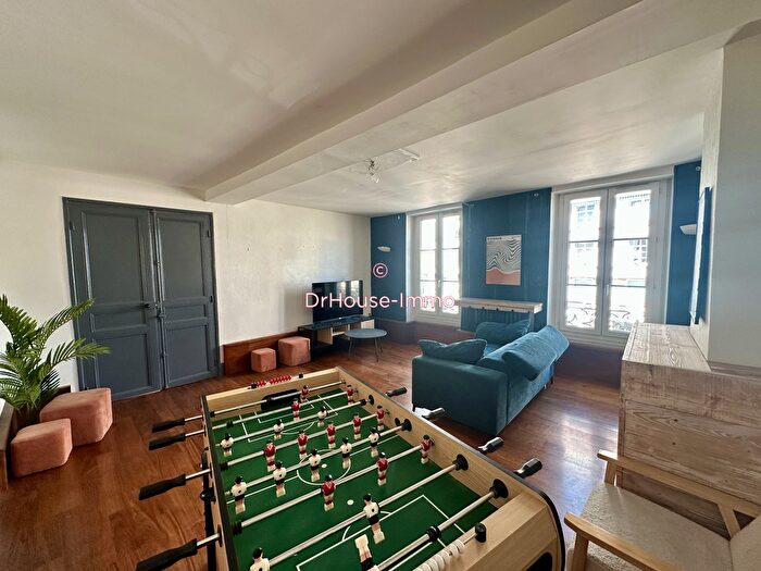 Romans-sur-Isère, Centre-ville : Appartement 4 pièces à vendre