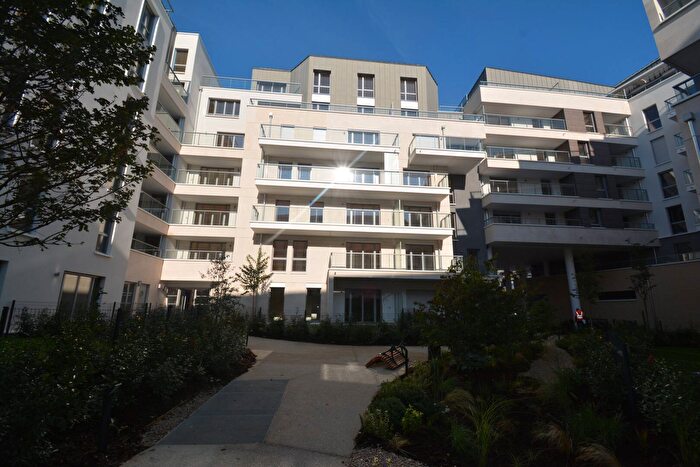 Appartement à louer - Bord de Seine-Les Martinets, Rueil-Malmaison - 2 pièces - 1 chambre