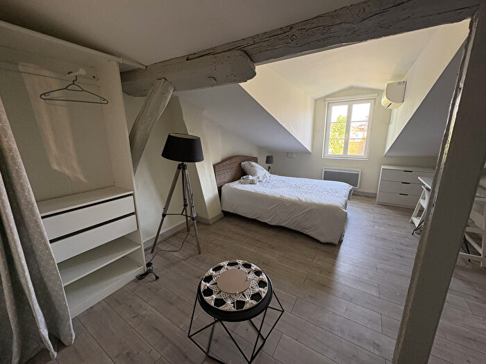 Agen, Scaliger : Maison 1 pièce à louer