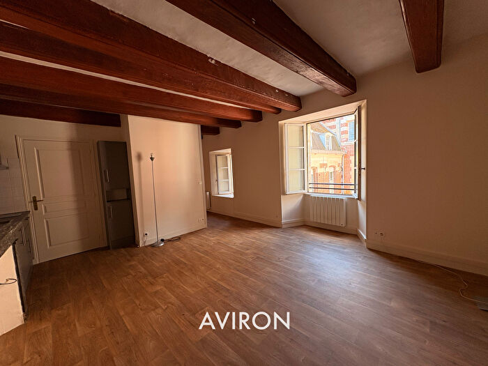 Chartres, Centre-ville : Appartement 1 pièce à louer