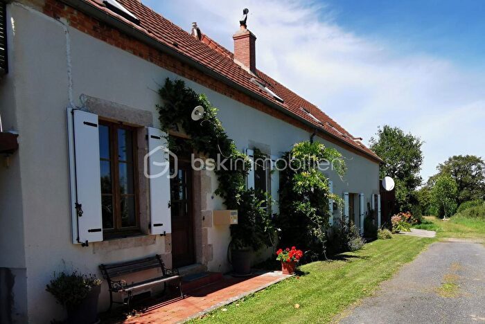 Maison à vendre - Montluçon - 9 pièces - 5 chambres