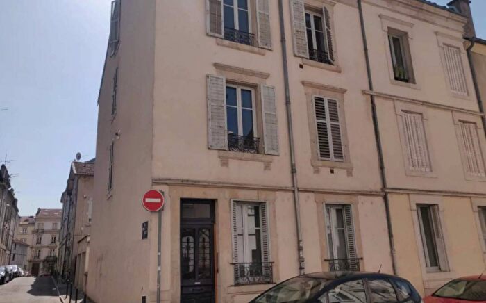 Appartement à louer - Mon Désert-Jeanne dArc, Nancy - 3 pièces - 2 chambres