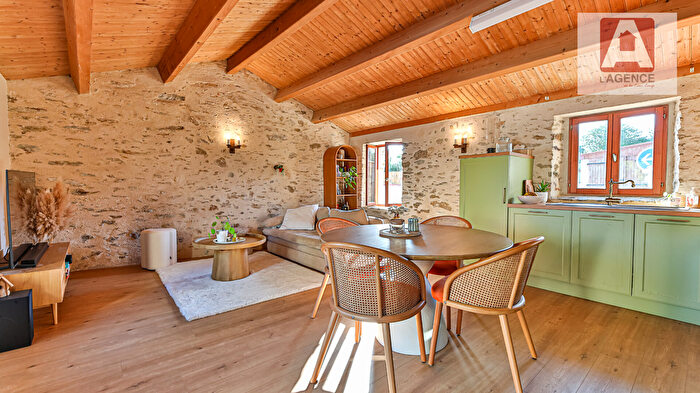 Maison à vendre - La Chaize-Giraud - 3 pièces - 2 chambres