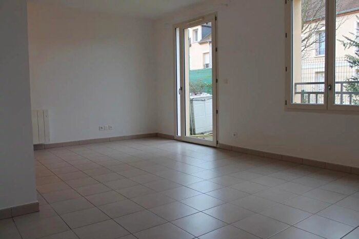 Appartement 3 pièces à louer à Coulommiers, Chemin de Fer