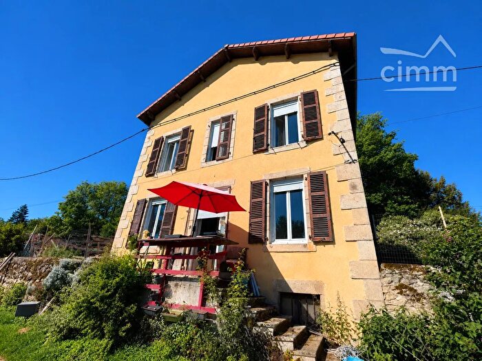 Maison 7 pièces à Bertignat, à vendre