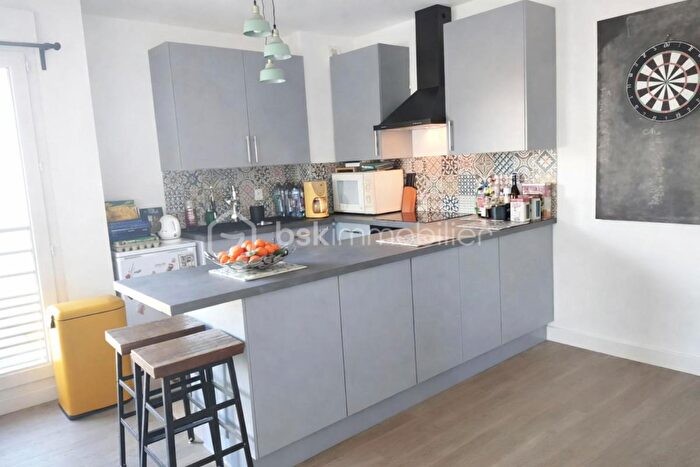 Appartement à vendre - Saint-Pierre-du-Perray - 2 pièces - 1 chambre