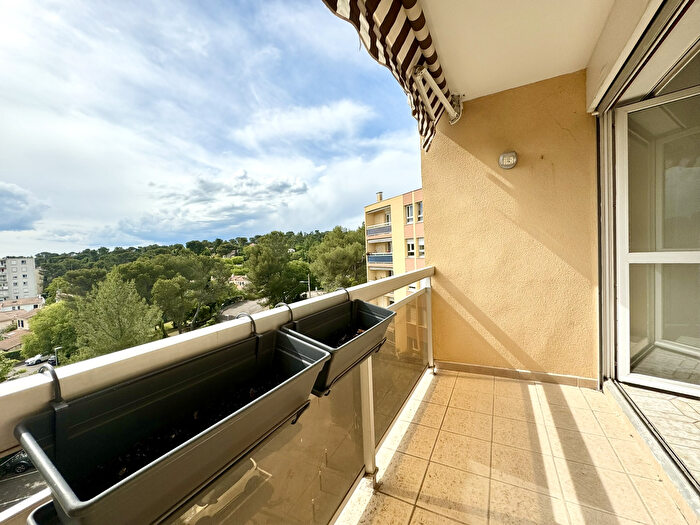 Appartement à louer - Nîmes, La Gazelle, Ventabren - 2 pièces - 1 chambre